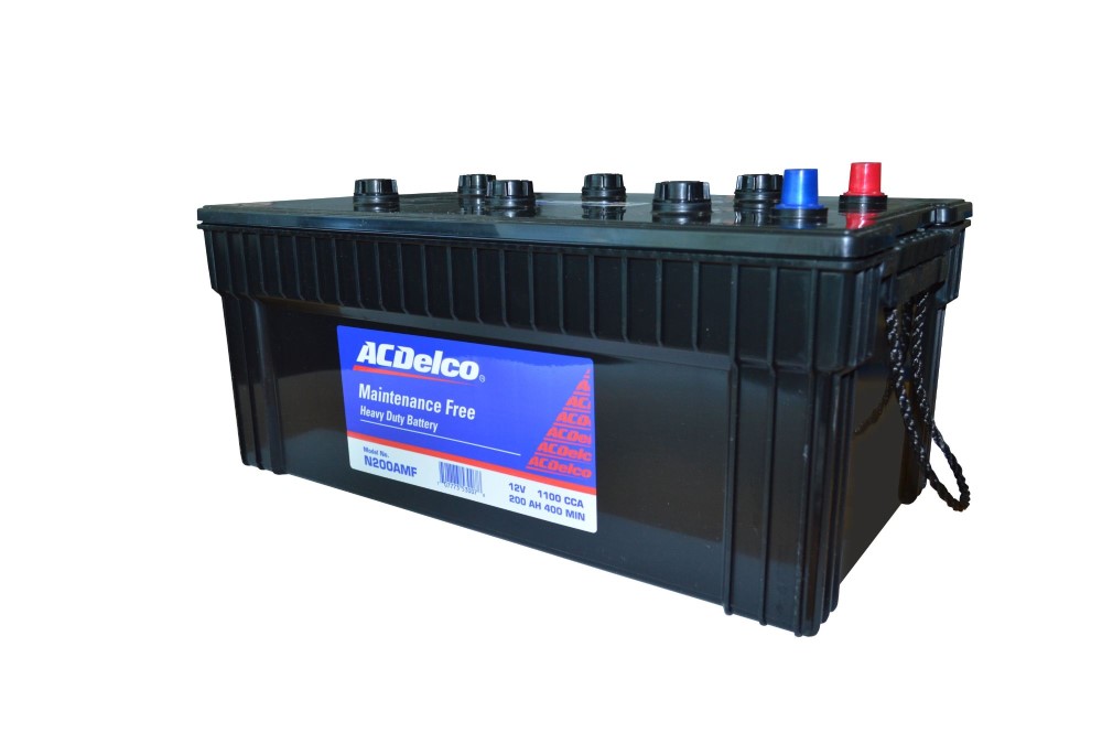 BATERIA 200 AMPERES 1100 CCA BORNE ESTANDAR
